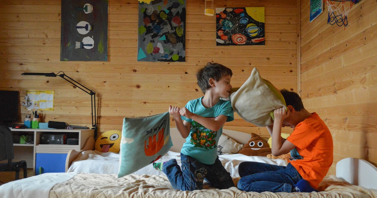 Speel samen Among Us in 't echt! | MediaNest Speel samen Among Us in 't echt! | MediaNest